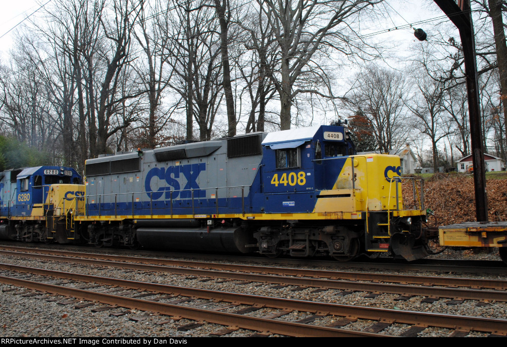 CSX GP40-2 4408 fifth out on C770-27